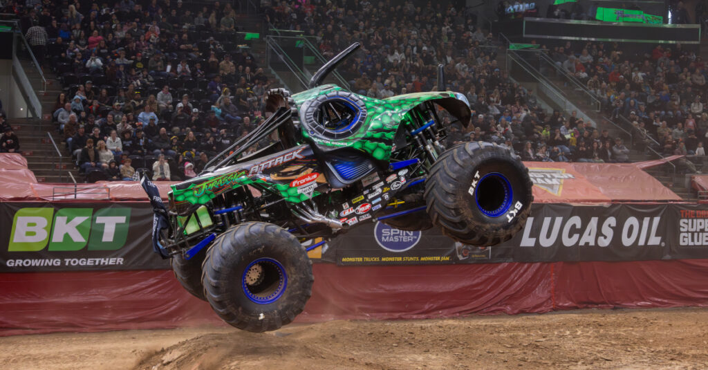 Jurassic Attack | Trucks and Drivers | Monster Jam®