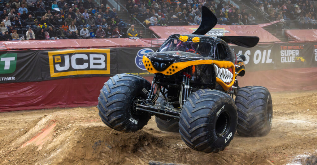 Monster Mutt Rottweiler | Trucks and Drivers | Monster Jam®