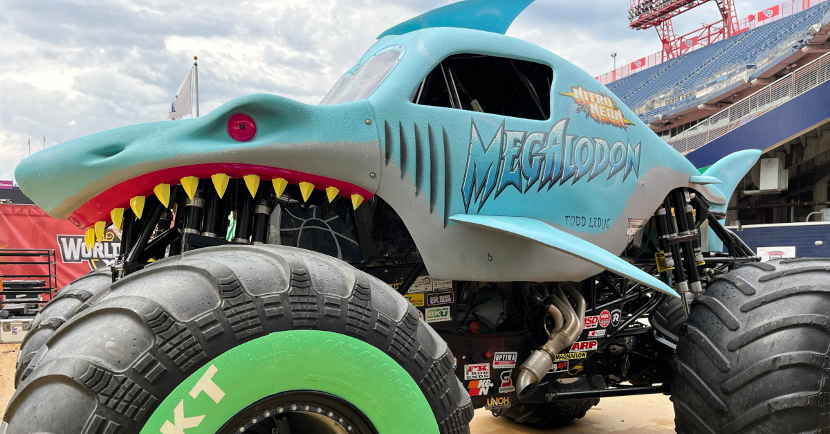 Team Nitro vs. Team Neon for Monster Jam Superstar Challenge | Monster Jam®
