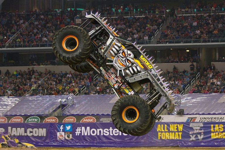 Max-D Dominates the Weekend in Dayton Extending His Points Lead ...