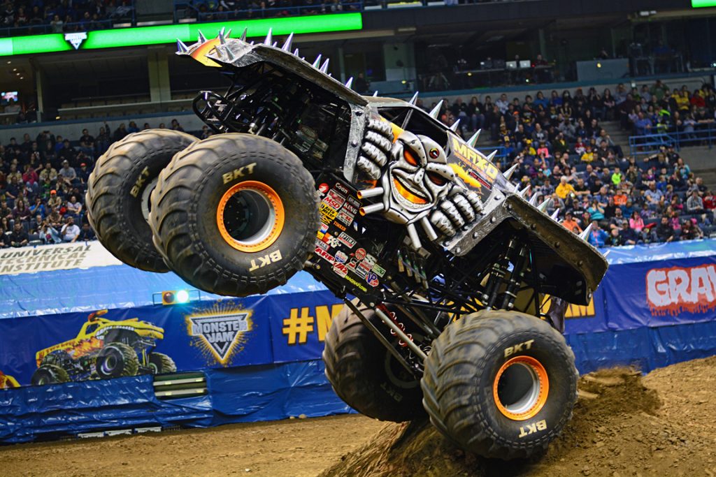 Max-D's Morgan Kane Continues to Lead | Monster Jam®