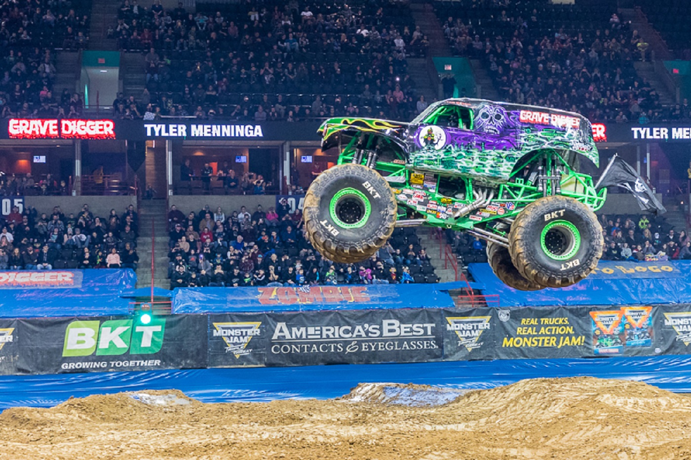 Lincoln, NE - March 29-30 - Pinnacle Bank Arena | Monster Jam®