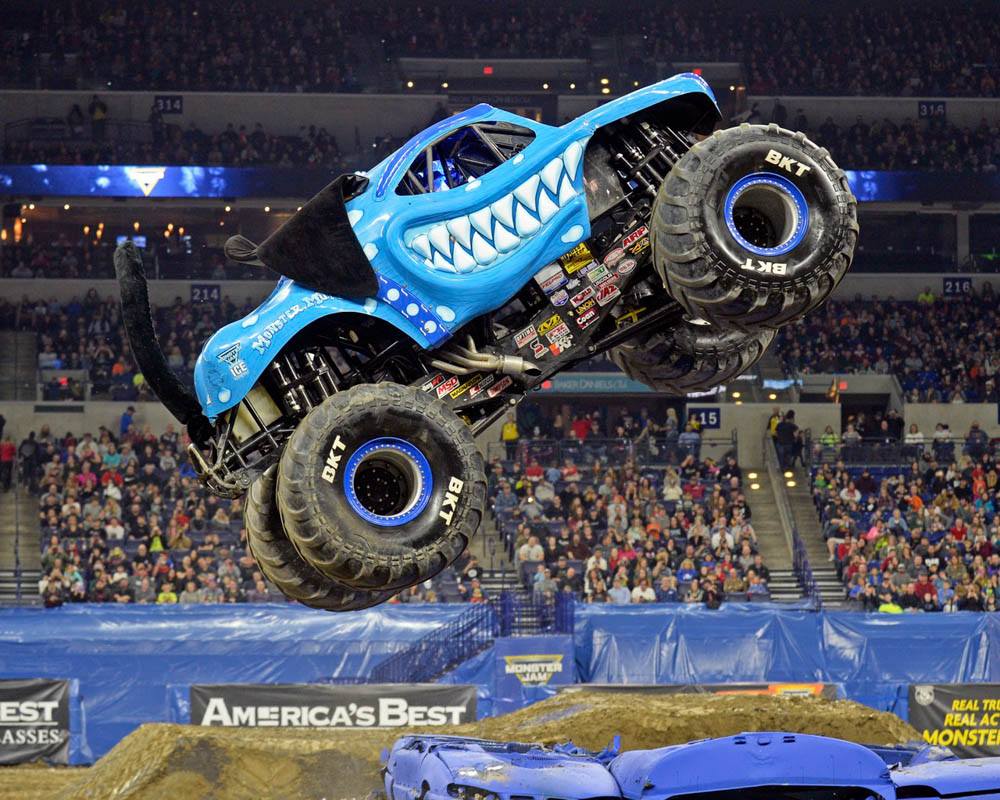 Fire and Ice Points | Monster Jam®