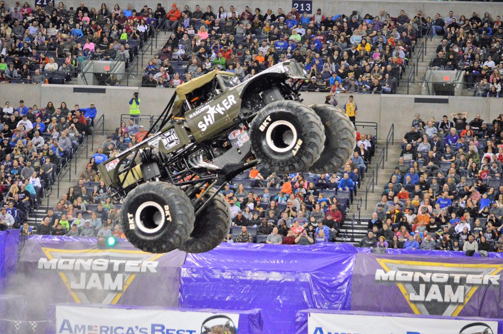 Tampa, FL - Jan. 12 - Raymond James Stadium | Monster Jam®