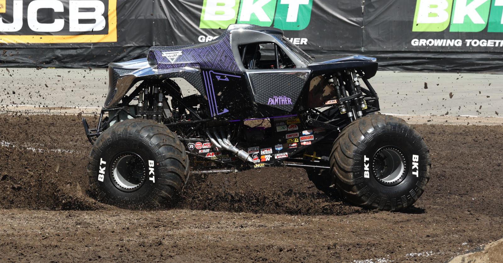 Santiago, CHL | Movistar Arena | Dec. 8-10, 2023 | Monster Jam®