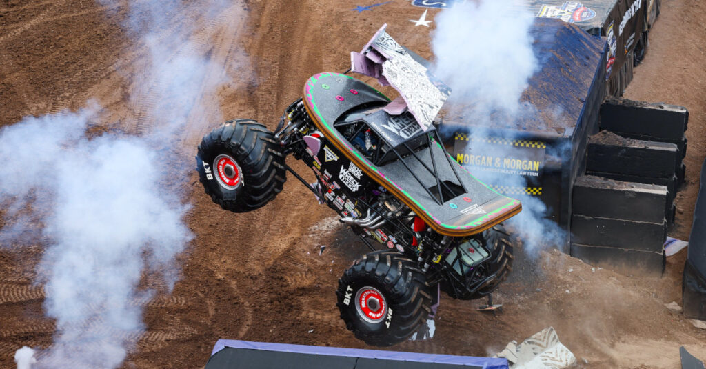 Tech Deck Wreck Deck Kicks off Monster Jam World Finals with Skateboard-Inspired Stunt | News ...
