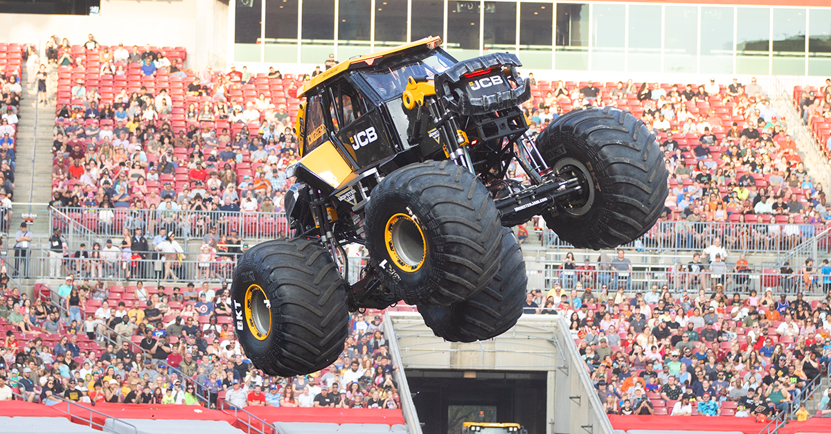 JCB Team at the Top of Two Leaderboards | News | Monster Jam®