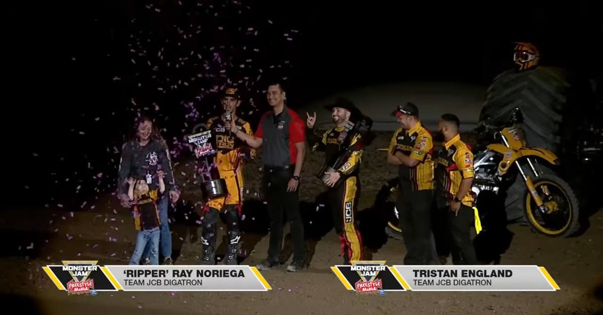 Team JCB DIGatron Wins Freestyle Mania Summer Series | News | Monster Jam®
